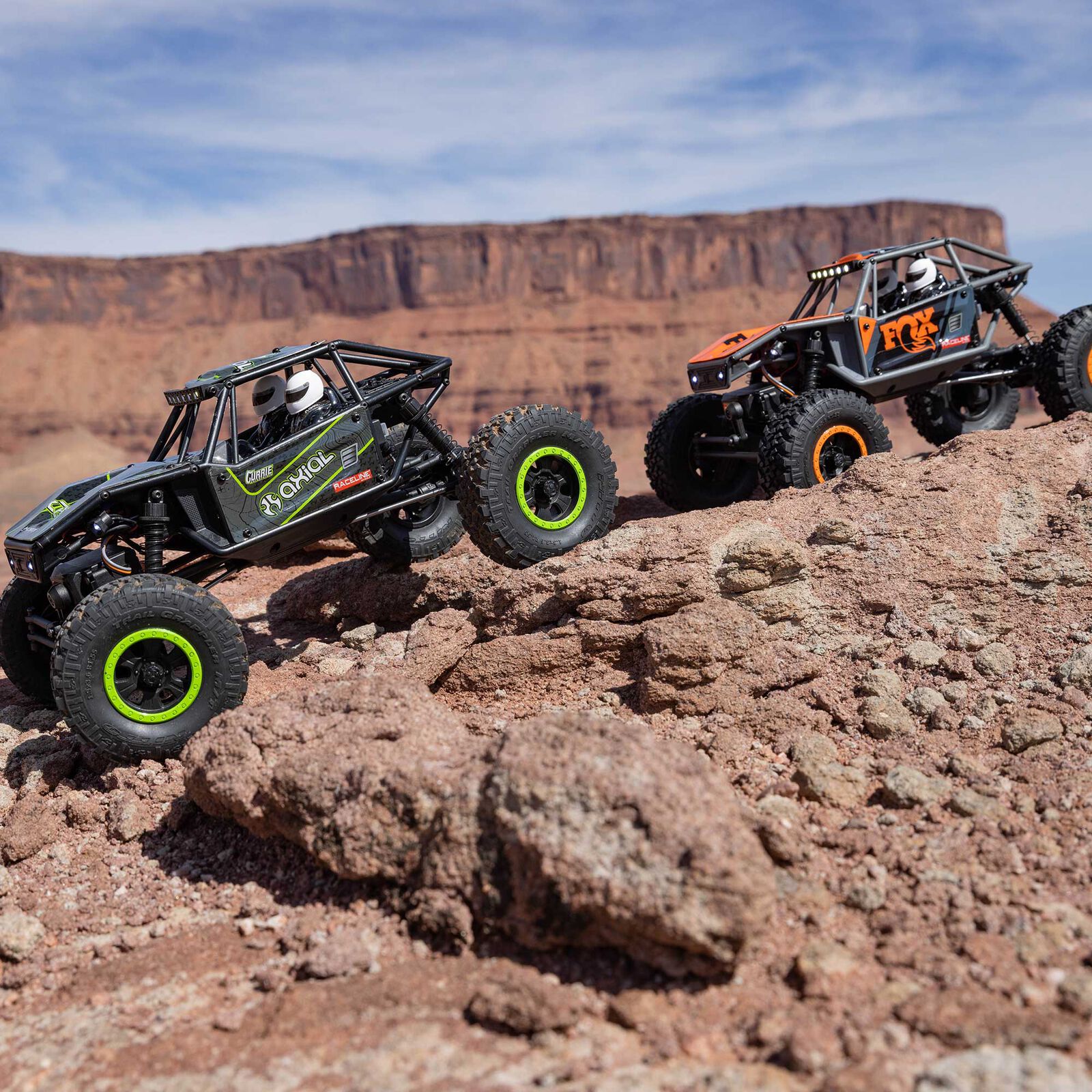 1/18 UTB18 Capra 4WD Unlimited Trail Buggy RTR | Axial Adventure