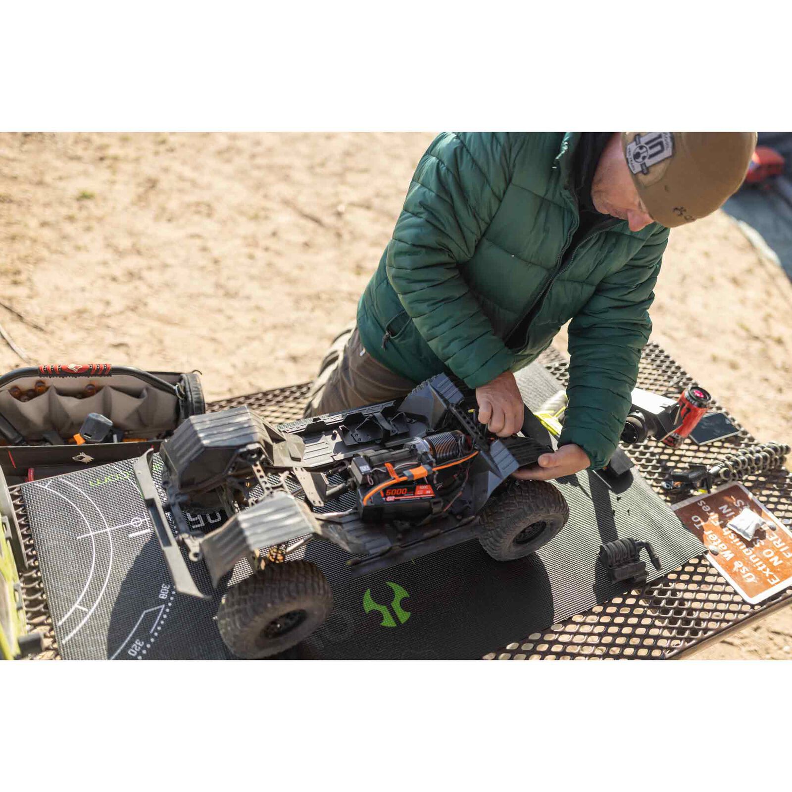 Axial Foam Pit Mat, 24" x 48" | Axial Adventure