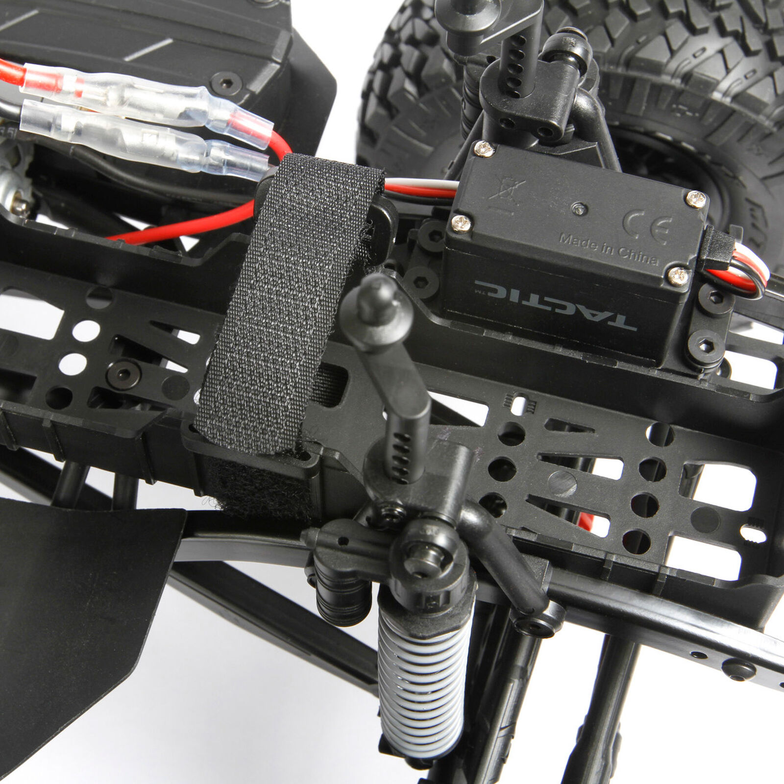 1/10 SCX10 II Deadbolt 4X4 Brushed RTR | Axial Adventure