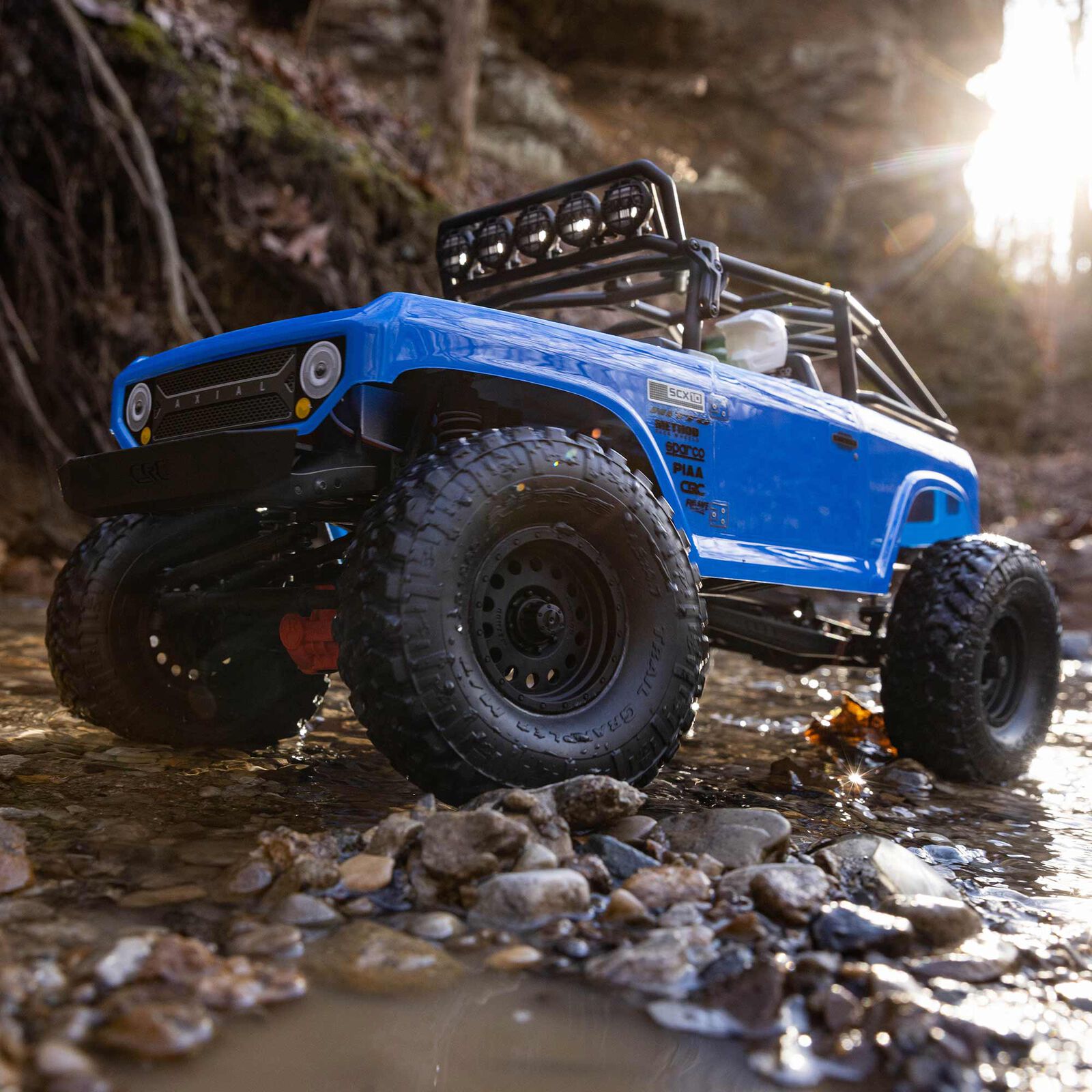 1/10 SCX10 II Deadbolt 4X4 Brushed RTR, Blue | Axial Adventure