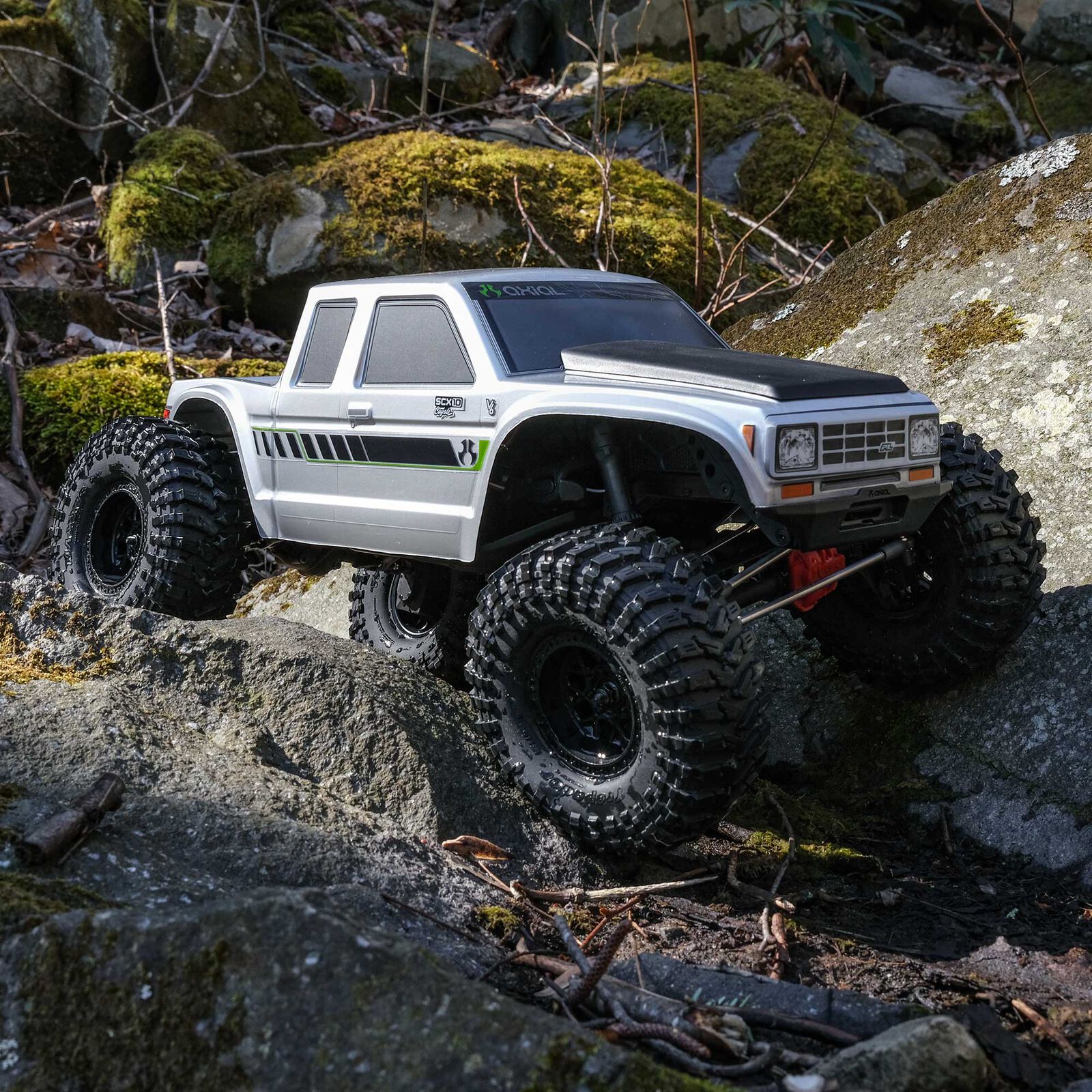 1/10 SCX10 III Coyote 4X4 RTR Brushed Rock Crawler, Silver | Axial ...