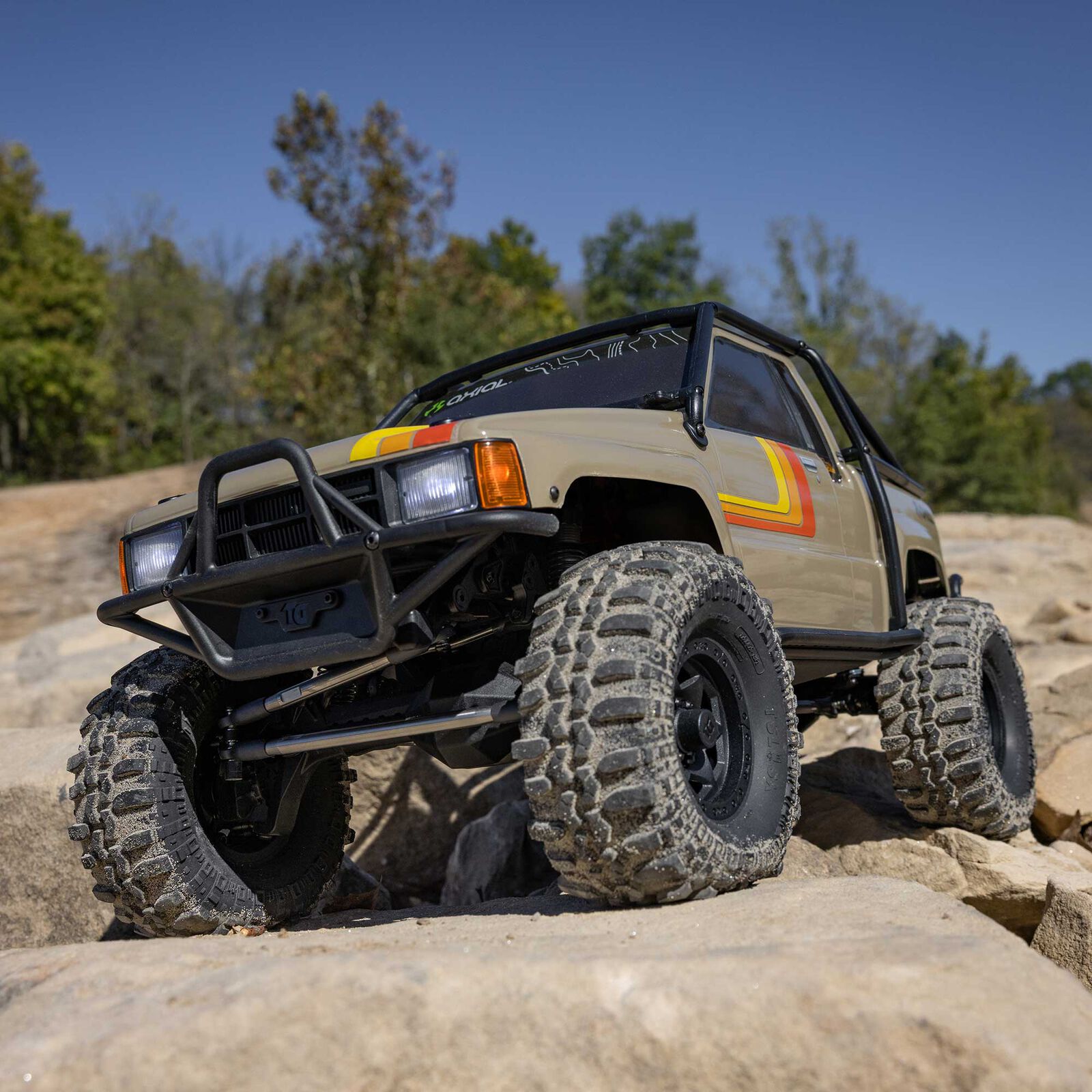 1/10 SCX10 III 1987 Toyota SR5 4X4 RTR Brushed Rock Crawler, Tan ...