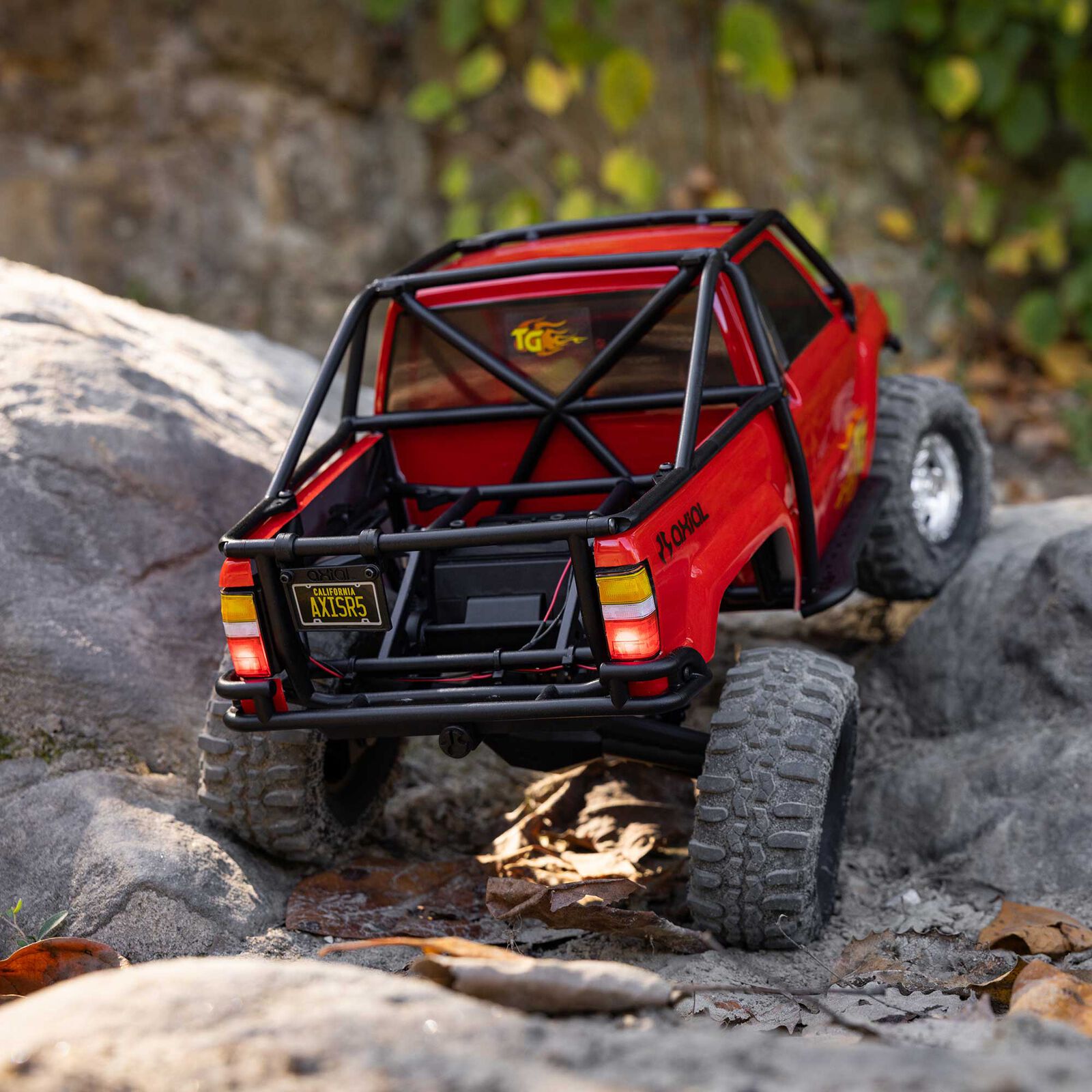 1/10 SCX10 III 1987 Toyota SR5 4X4 RTR Brushed Rock Crawler, Red ...